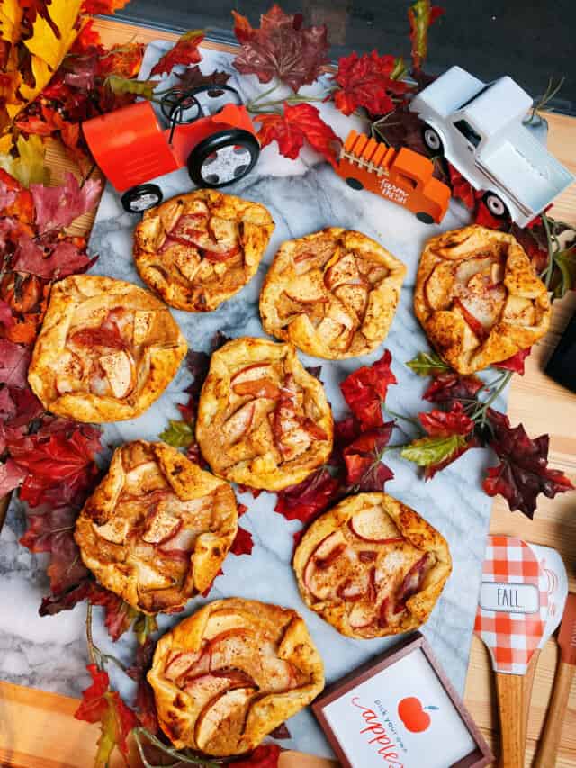 Mini Apple Pies With Puff Pastry - Fitty Foodlicious